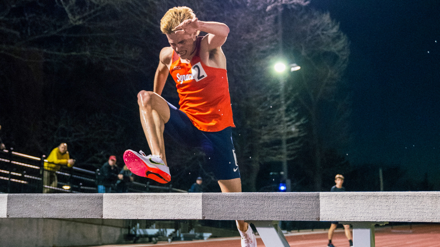 Kevin Robertson sets new steeplechase best in Virginia - Ottawa Lions ...